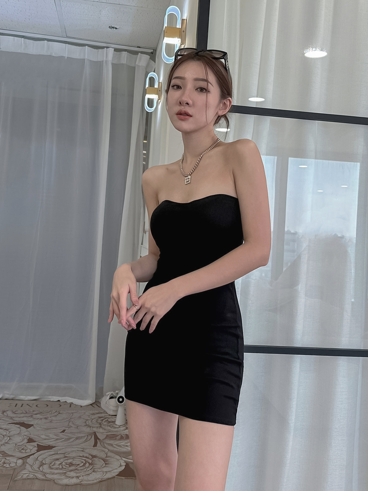 桃心領抹胸包臀短洋 | CHUN33