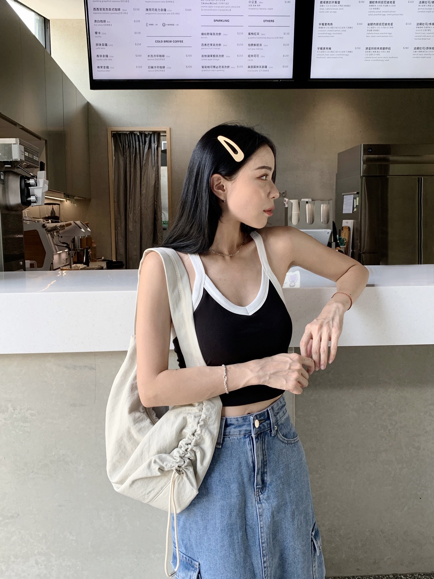 滾邊撞色罩杯背心 | CHUN33